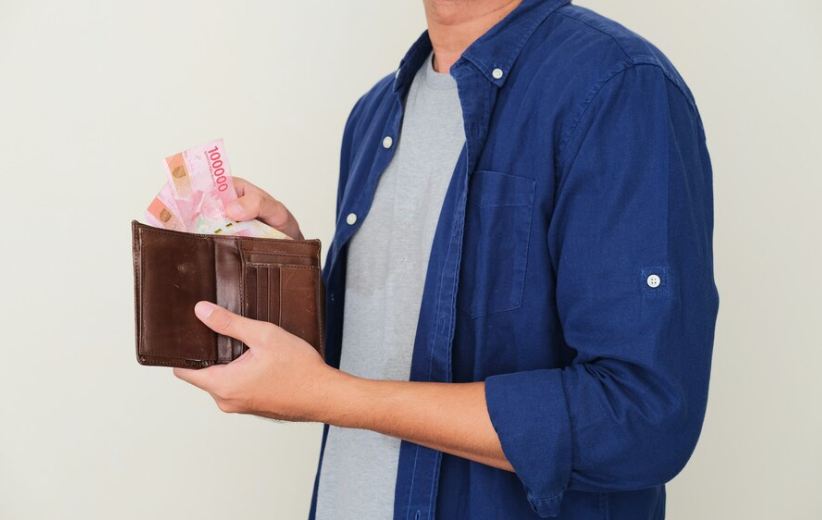 Doa Mengeluarkan Uang dari Dompet: Kunci Keberkahan dan Kelancaran Rezeki