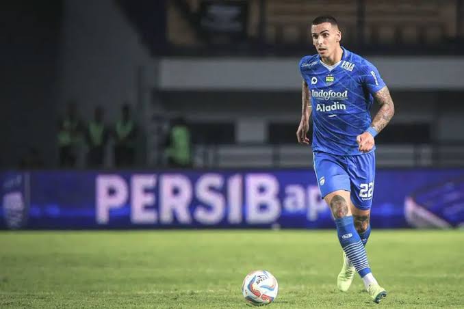 Bursa Transfer Liga 1 : Alberto Rodriguez Resmi Hengkang dari Persib ...